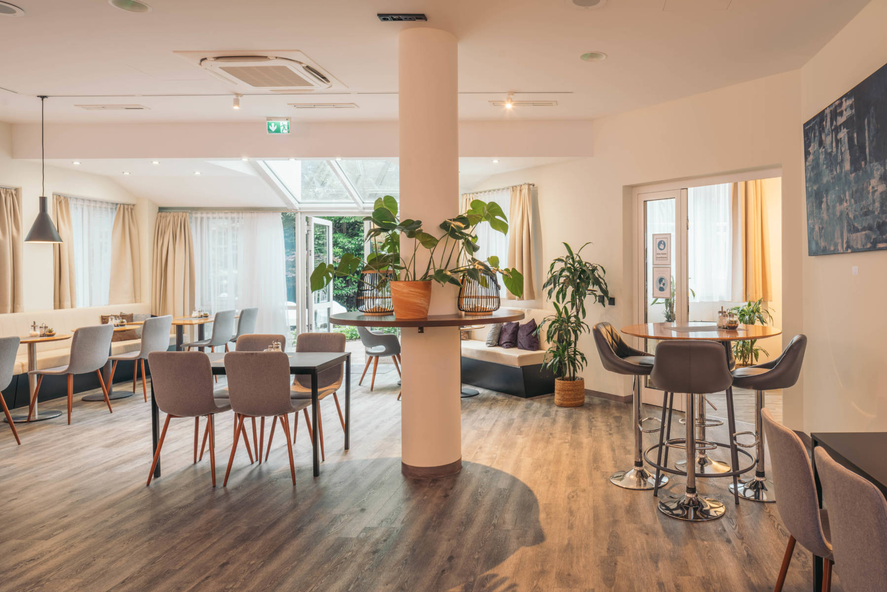 Services - Awa Hotel